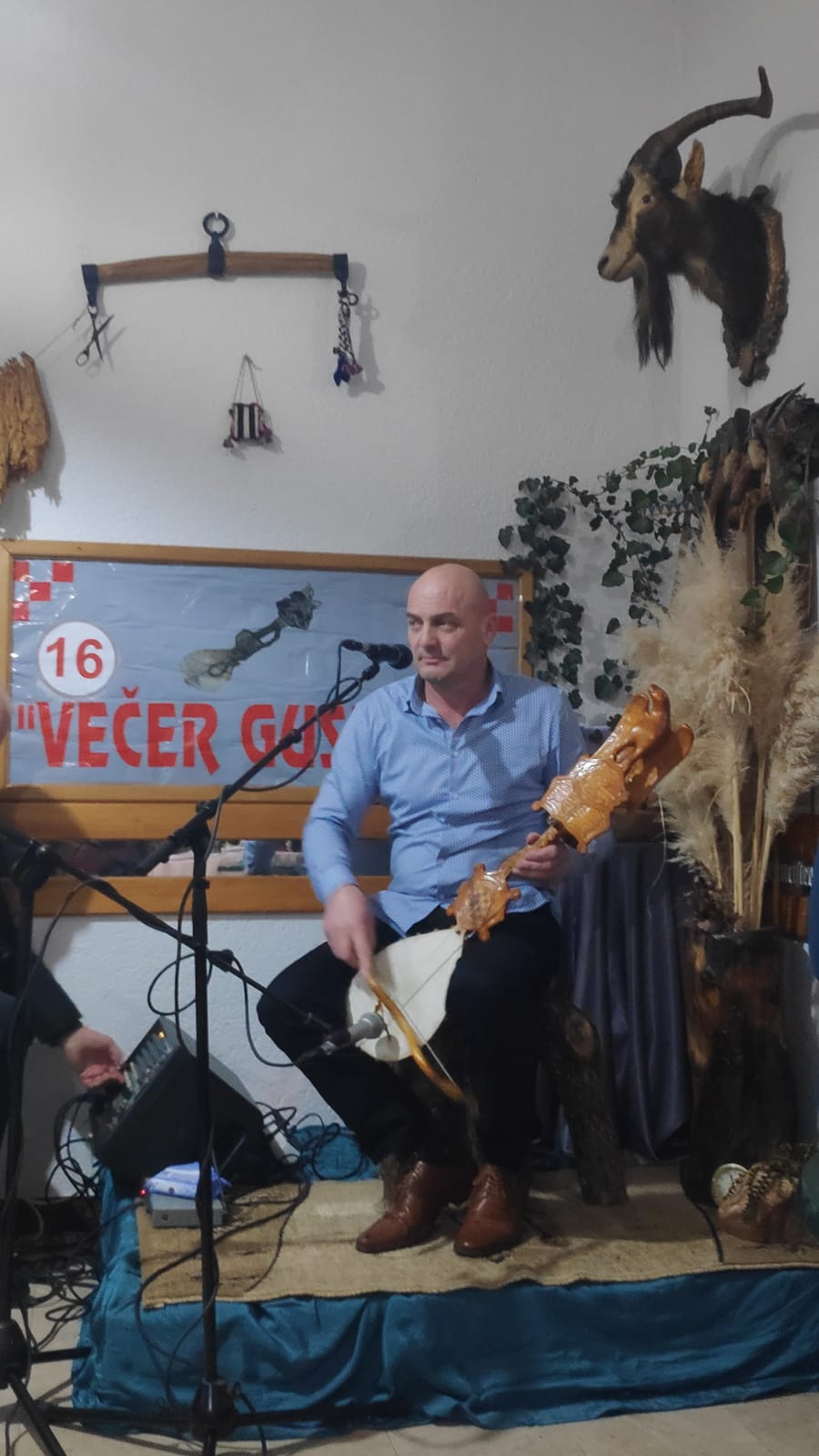 POSUŠKI GUSLARI I stari i mladi veliki znalci - Posušje.info