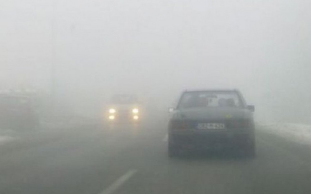 Problemi na bh. cestama: Magla smanjuje vidljivost, jaki udari vjetra ... Problemi na bh. cestama: Magla smanjuje vidljivost, jaki udari vjetra ...